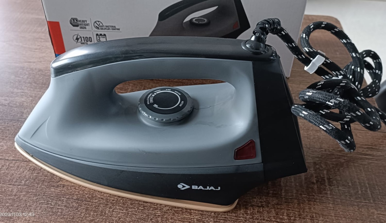 BAJAJ Herculo 1100 W Dry Iron (Black)